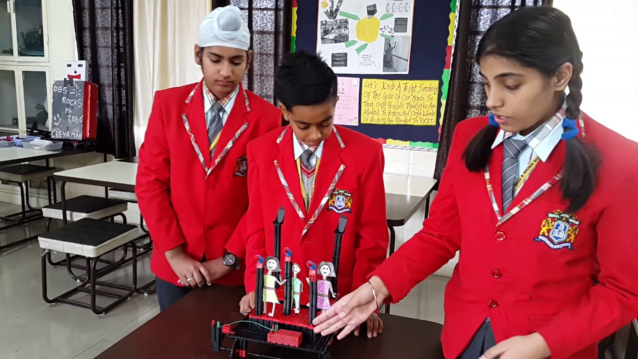 Creya model Smart missile launcher - YouTube