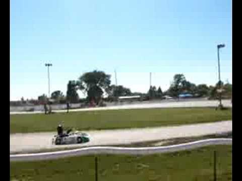 Arthur Raceway go kart feature race - YouTube