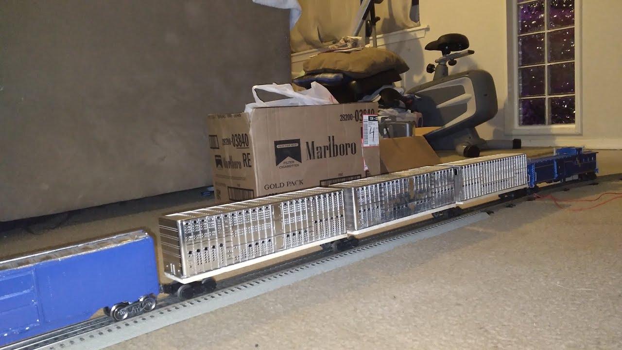 o scale articulated cattle cars with the King Kepner Ranch train. 1 of ...