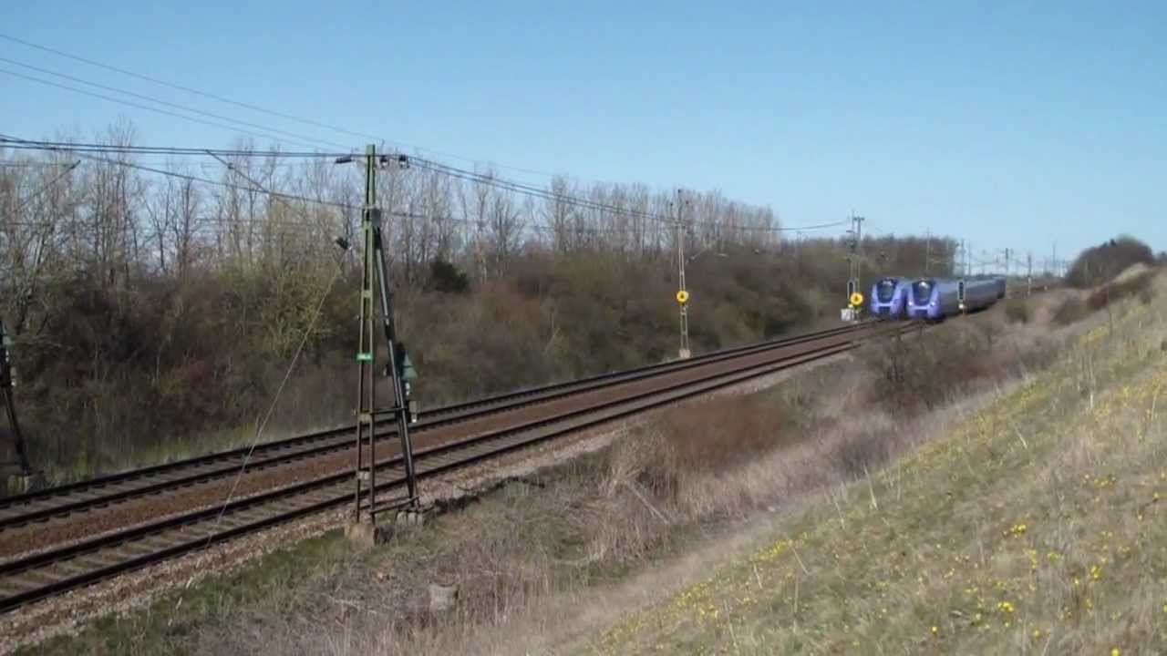 X61 Pågatåg in two directions on the line - Tåg / Train - YouTube