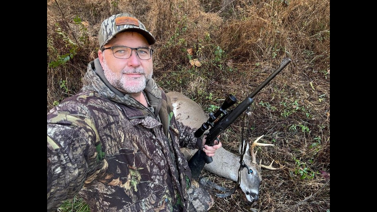 Taking a MS Buck with a Youth model single shot 243 - YouTube