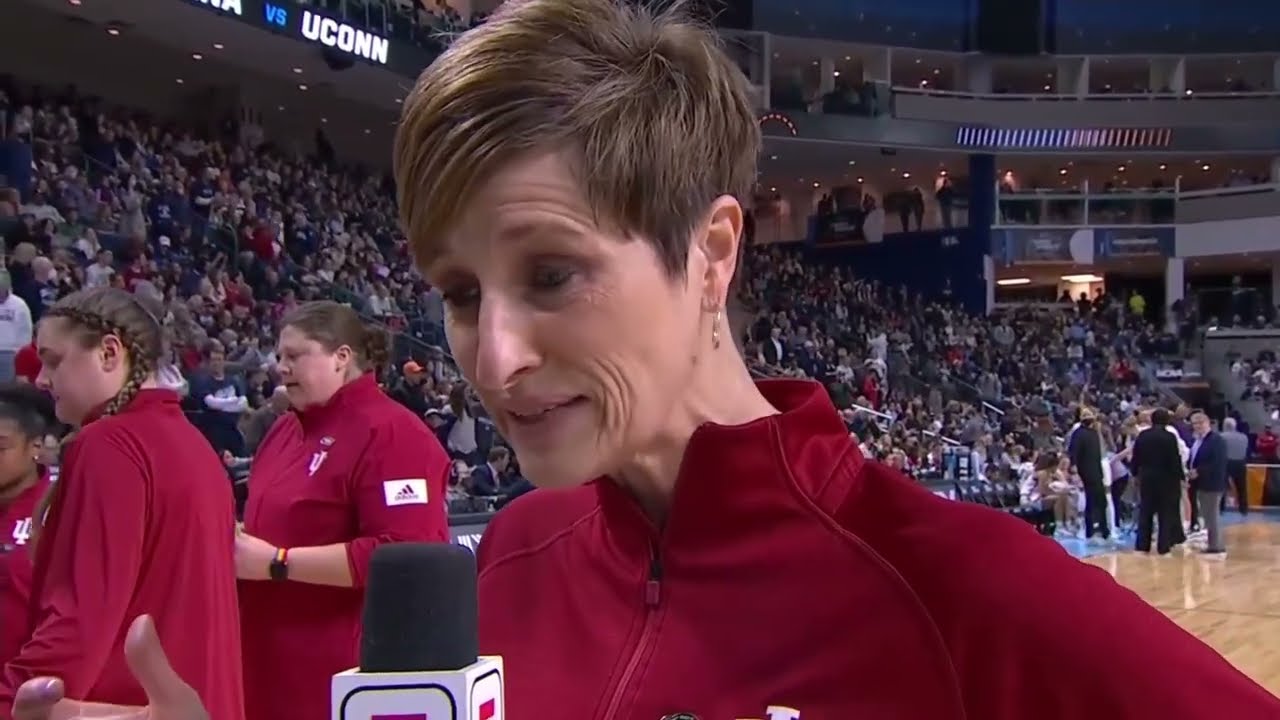 2022/03/26 - #3 Indiana vs #2 UConn - Sweet 16 NCAA Women's Basketball ...