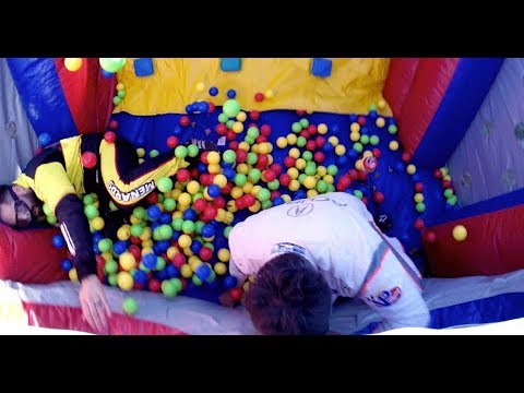 High-side hurdler? Blaney comes through in the Penske Games - YouTube