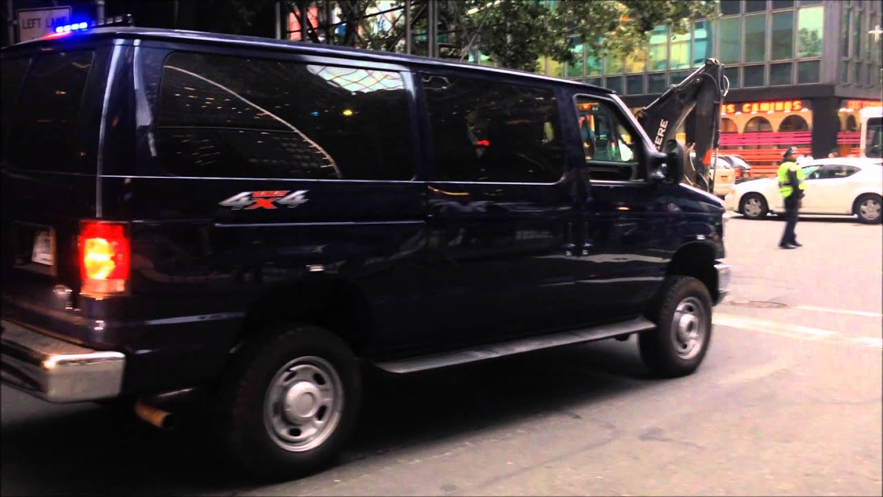 3 UNITED STATES SECRET SERVICE UNITS PATROLLING OBAMA MOTORCADE ROUTE ...