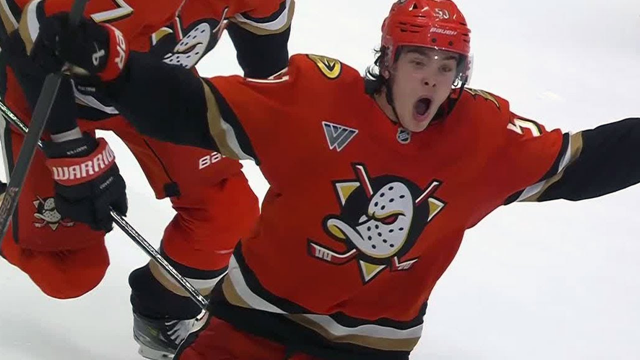 Ducks score in final 5 SECONDS and TAKE IT HOME in OT 🦆 ️🥳 - YouTube