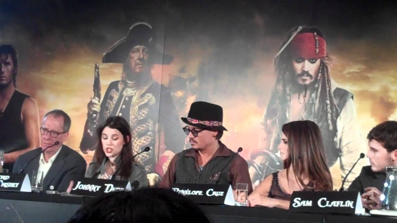 Sam Claflin and Astrid Berges-Frisbey talk about being newcomers on ...