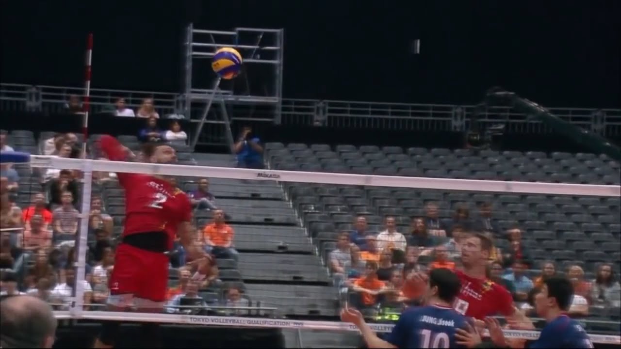 Crazy Volleyball Attacks. - YouTube
