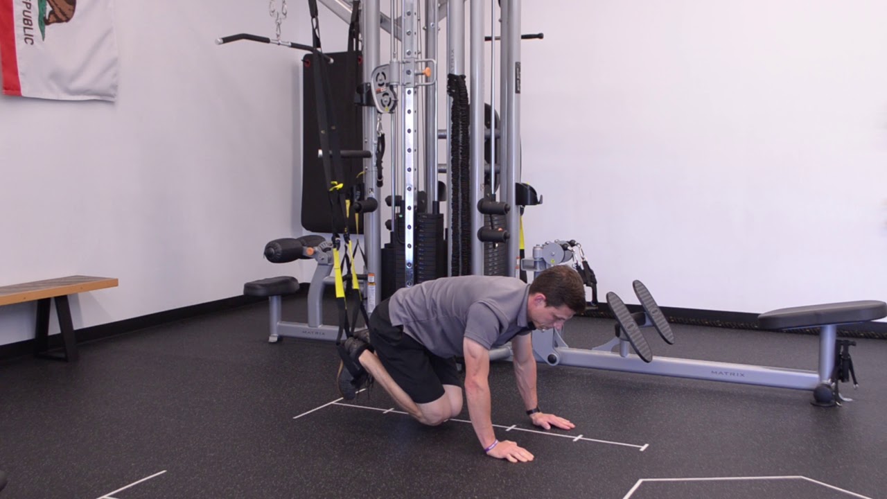 TRX Quadriceps Extension - Exercise Demo - YouTube
