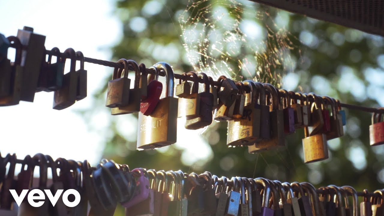 Alejandro Sanz - El Trato (Official Video) - YouTube