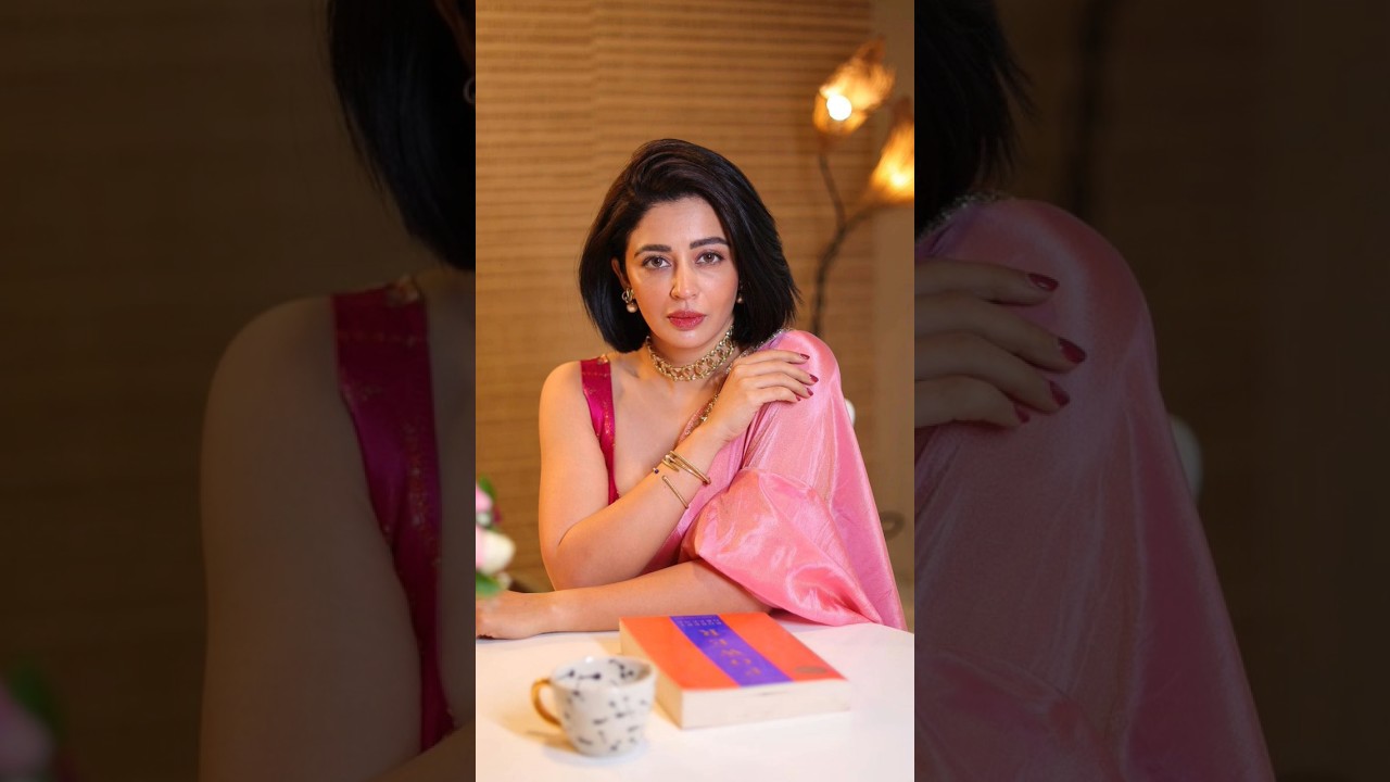 Neha Pendse Big Boss Contestant | Marathi Beautiful Actress - YouTube