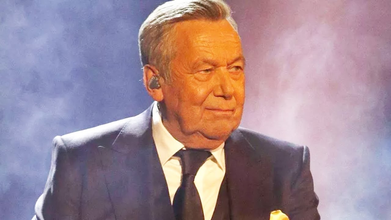 Nach einigen Wochen der Stille lässt Roland Kaiser nun wieder von sich ...