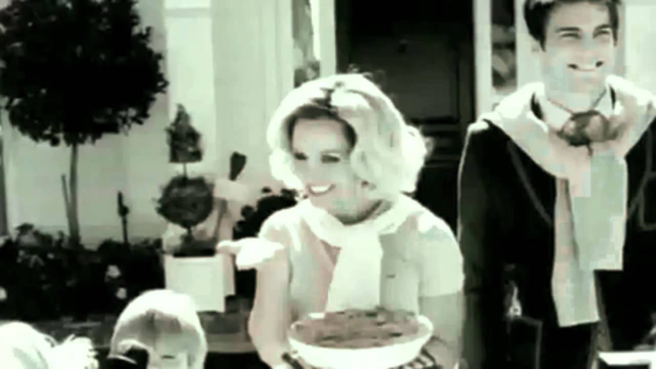 Whip My Hair featuring Britney Spears - YouTube
