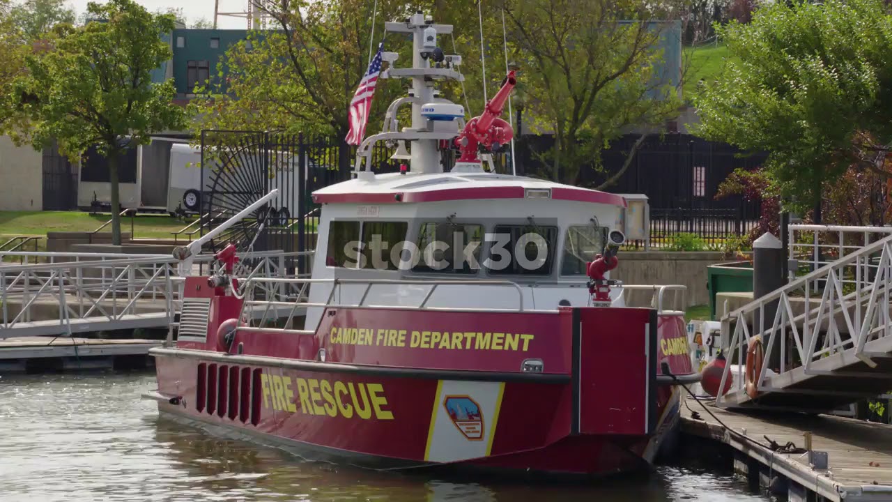 Camden Fire Department Rescue Boat In Delaware River Dock, New Jersey ...