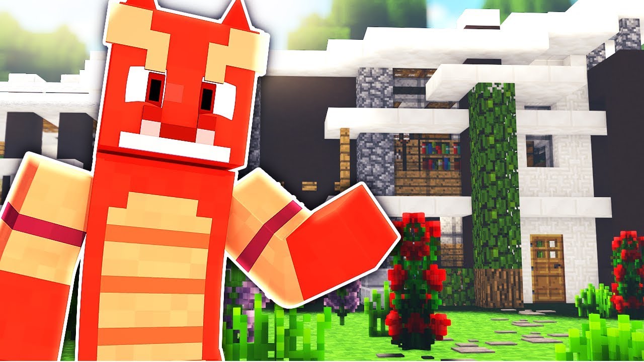Crazy Minecraft - PRO BUILDER UPGRADES HIS HOUSE! - YouTube