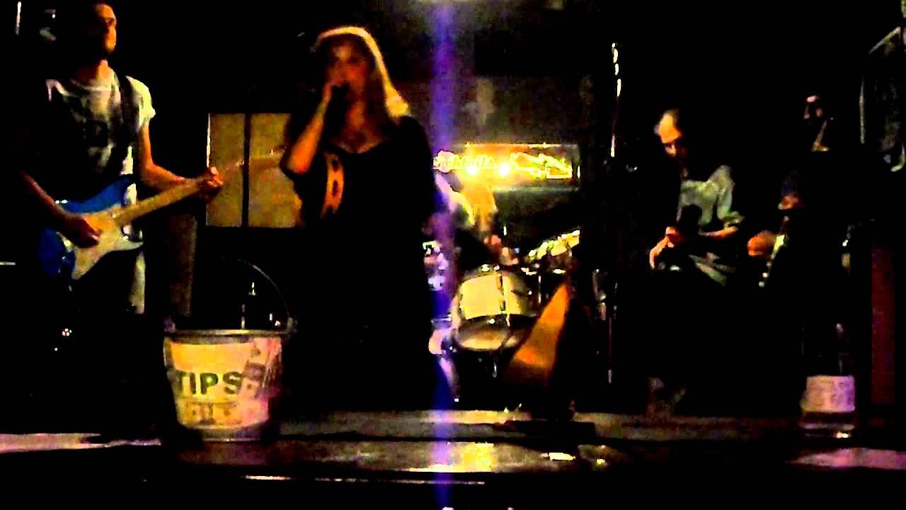 Toni Dodd & the Southbound Blues @ The Big Fish 5-3-13 vid 3 - YouTube