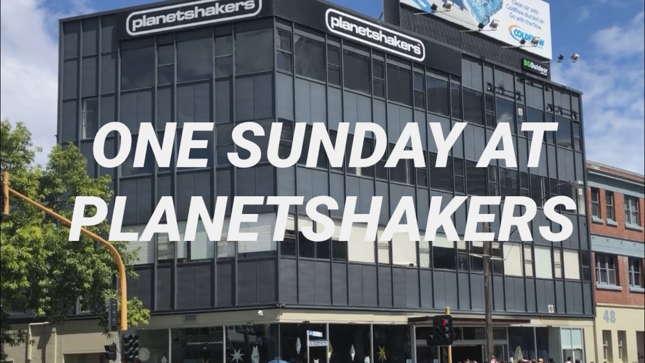 ONE SUNDAY AT PLANETSHAKERS - YouTube