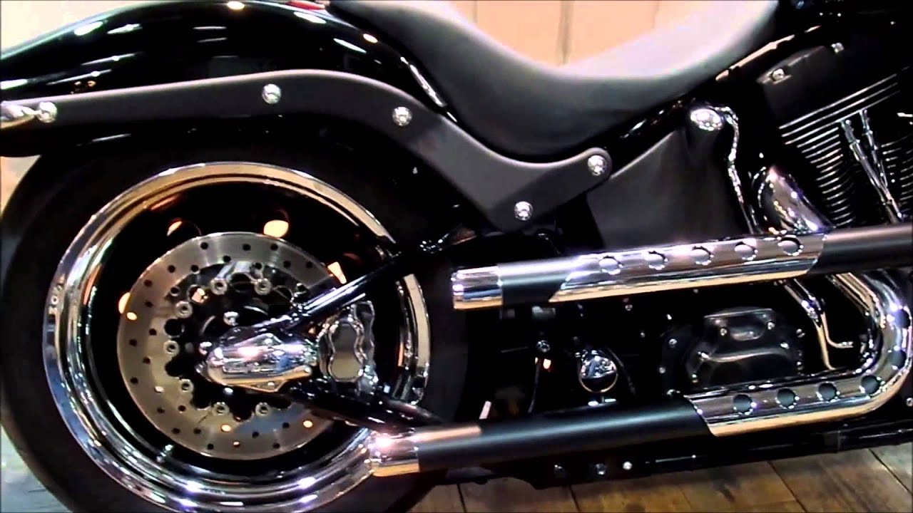 2006 FXSTB - YouTube