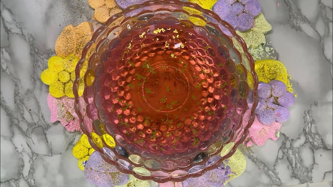 Cornstarch colourful flowers water crumbles oddly satisfying asmr ...