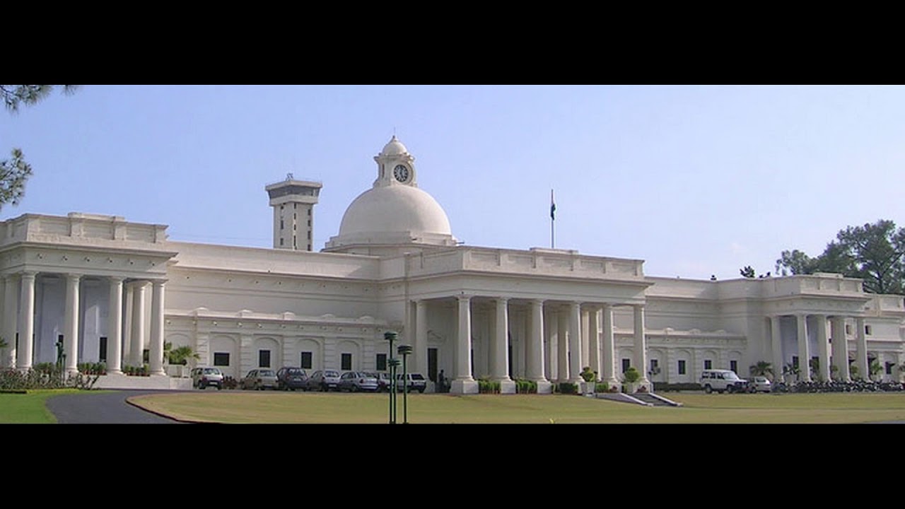Top 20 MBA Colleges : 2020 by NIRF - YouTube