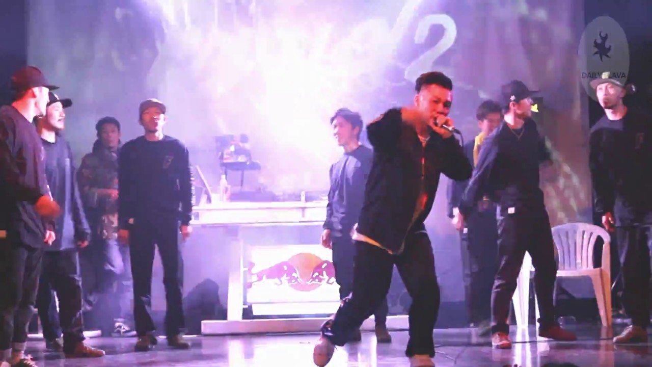 Foundnation showcase with Hidaddy rapping. Daily Flava 37 - YouTube