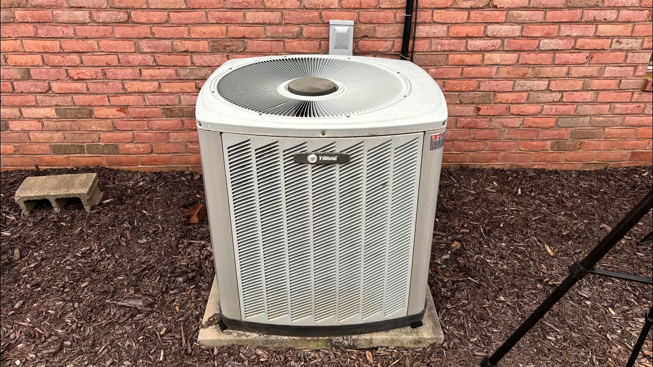 2006 Trane XB13 Heat Pump - Full Defrost Cycle - YouTube