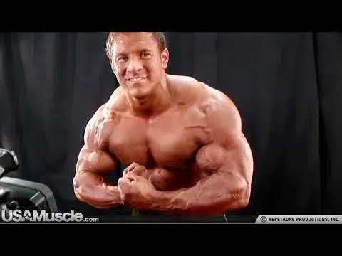 Jeff Long Pumproom Backstage Posing MyMuscleVideo - YouTube