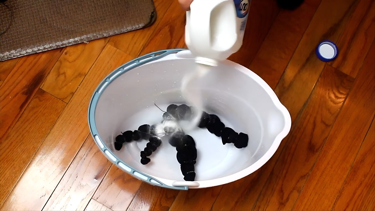 Making a Rorschach Geode reverse dye | How to Tie Dye with OWB - YouTube