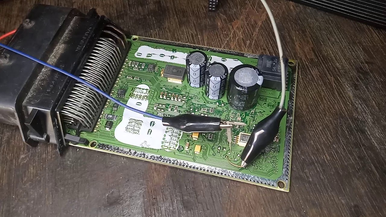 EDC17C55 ECM reading by KTAG - YouTube