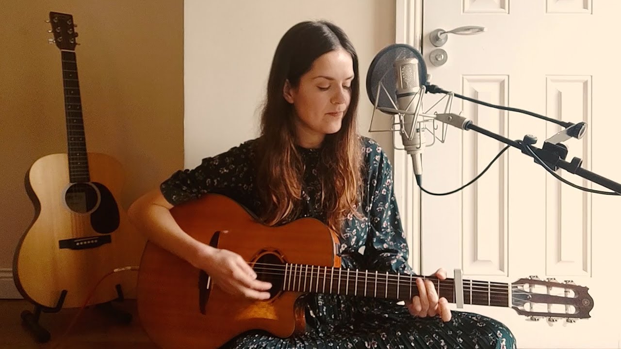 Jane Willow covers Ain't No Sunshine by Bill Withers (Acoustic Version ...