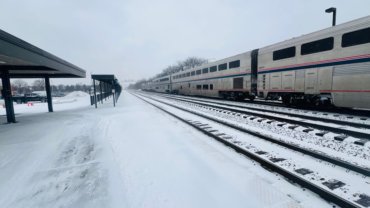 Snow, Amtrak’s Southwest Chief/BNSF Railway PRB MT Coal, Metra train ...