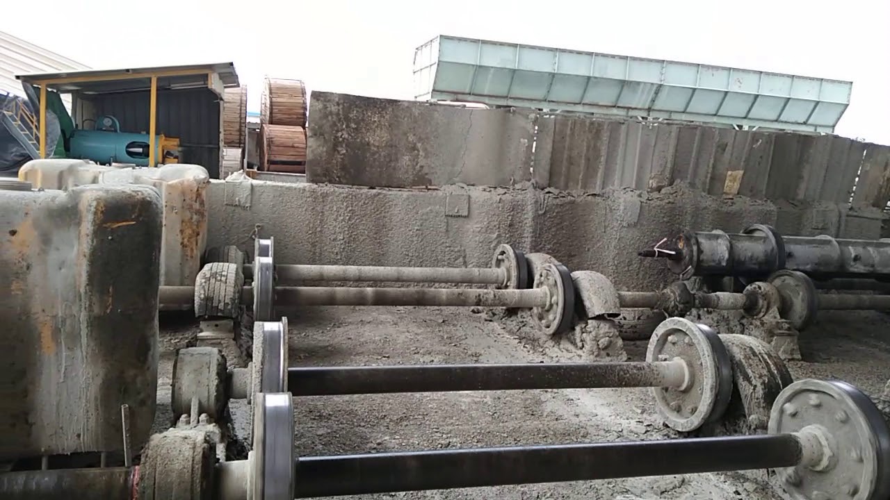 ដំណេីការនៃការធ្វេីបង្គោលភ្លេីងរាងមូល Spinning pipe - YouTube