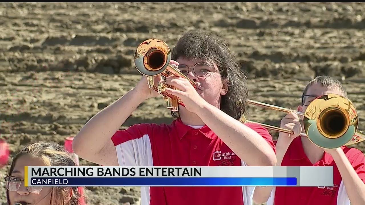 Day 2 of Canfield Fair: Big pumpkins and crowning royalty - YouTube