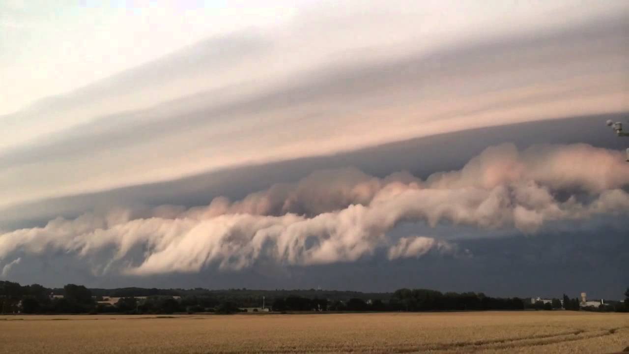 MCS gust front shelf cloud - YouTube