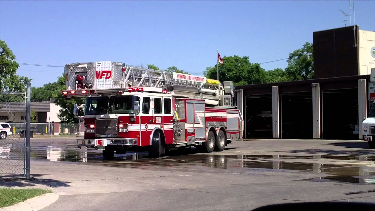 Winnipeg Fire Department Ladder 1 - YouTube