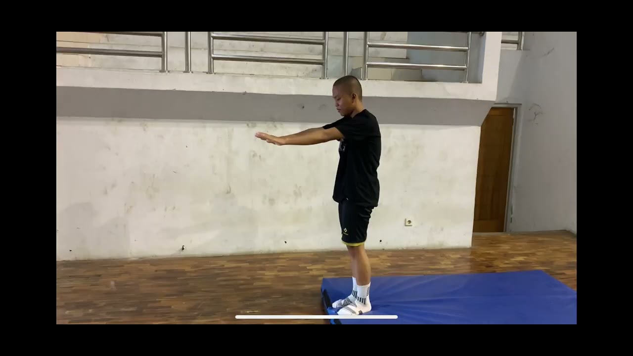 Gerakan roll depan - YouTube