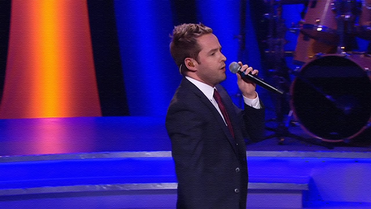 Derek Ryan - You're Only Young Once [Live In Dublin] - YouTube