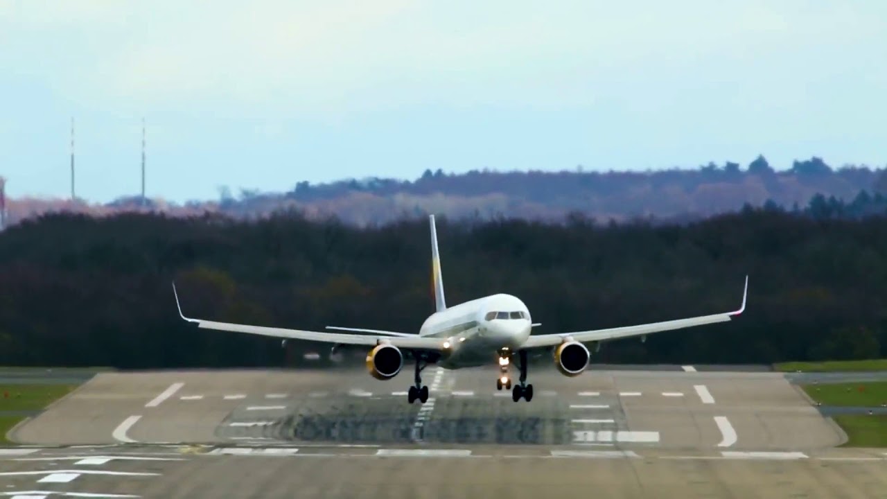 UNBELIEVABLE CROSSWIND LANDINGS during a STORM - YouTube