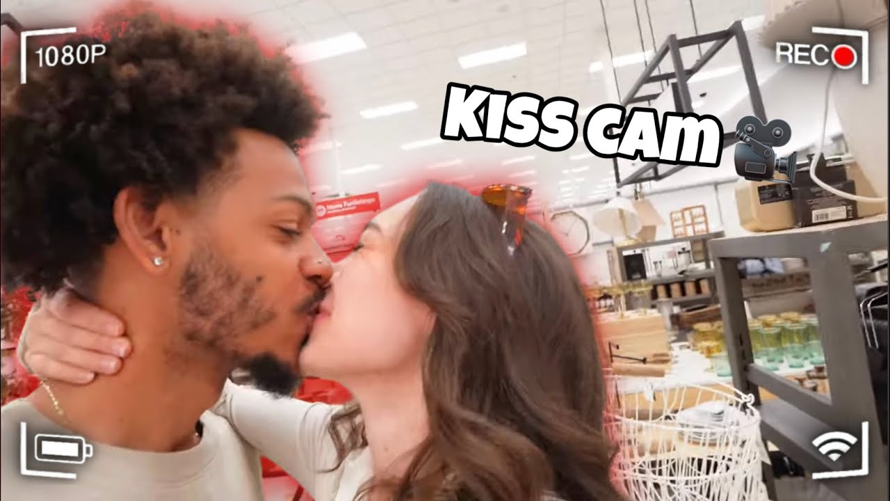 CAN'T STOP KISSING YOU PRANK ON BOYFRIEND 😘👀 - YouTube