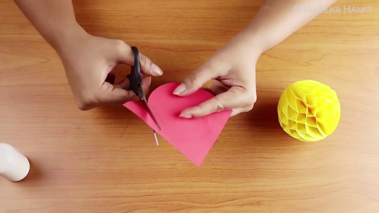 Learn How To Make A Paper Ball Dy Paper Crafting For Kids YouTube learn-how-to-make-a-paper-ball-dy-paper-crafting-for-kids-youtube