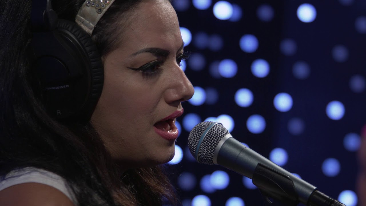 Prom Queen - Can't Seem To Cry (Live on KEXP) - YouTube
