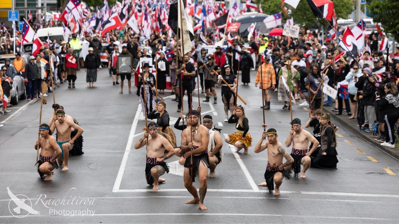 Tipene - Tū (Feat. Hone Harawira) - YouTube