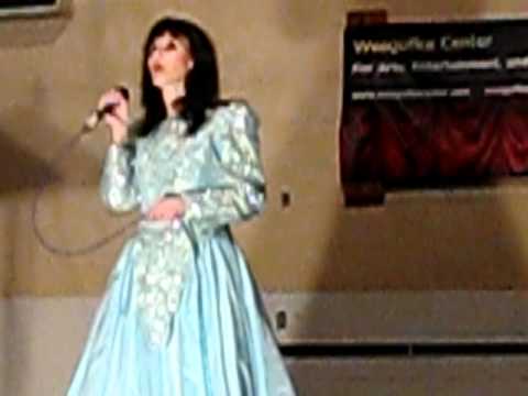 Tracey K. Houston - Coal Miner's Daughter - YouTube