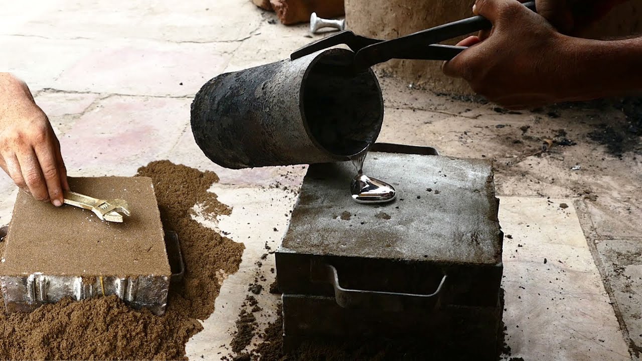 Aluminium Casting Screw Wrench Using Sand Mold Technique - YouTube