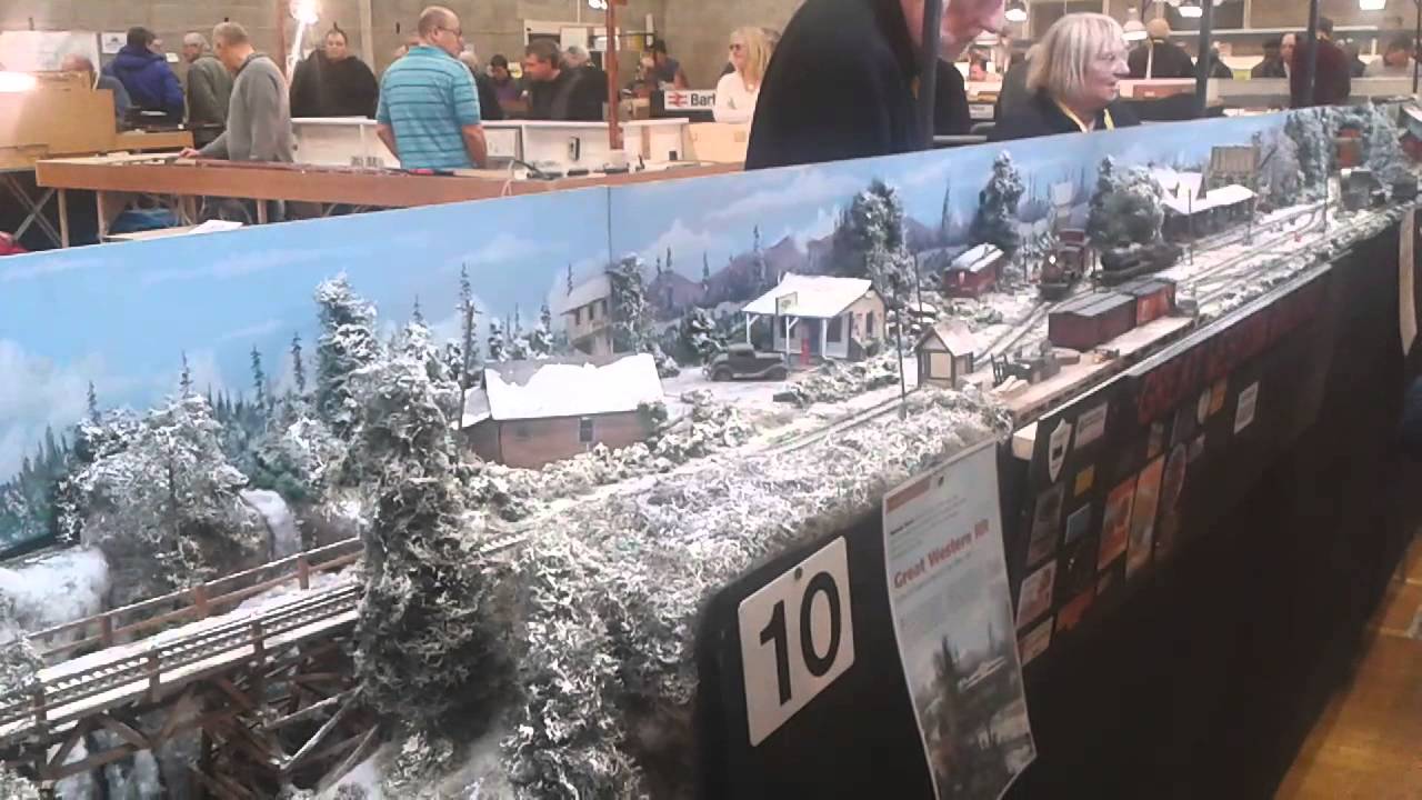 Oo gauge Layout in the snow - YouTube