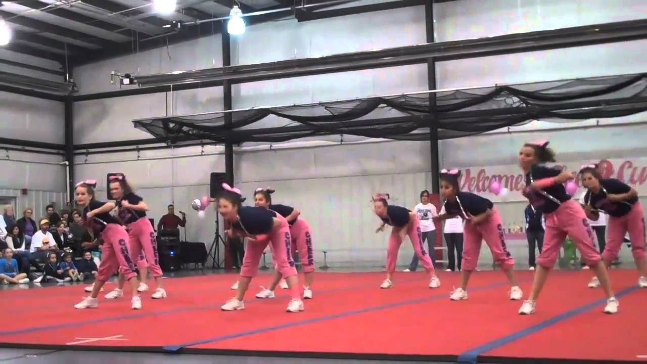 6th Grade Cheerleaders Cheer for a Cure 11-7-10 - YouTube