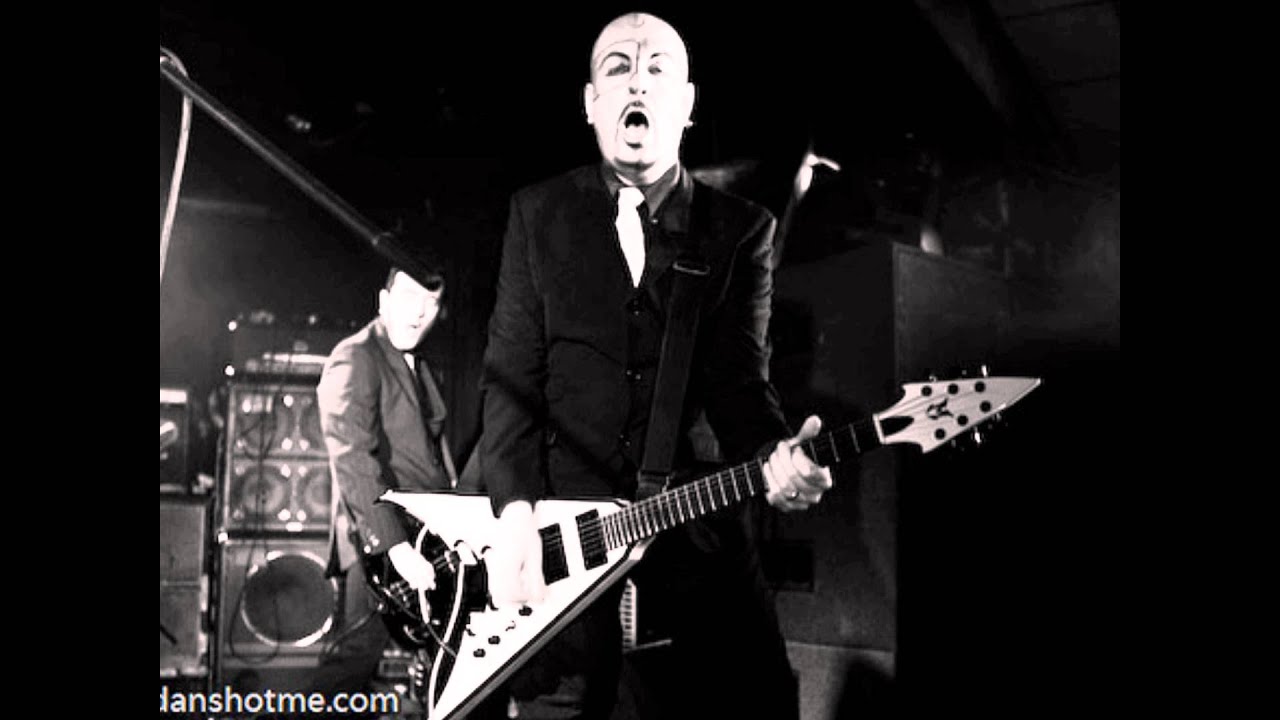 Jon Poole - Silvery (2007 Demo) - YouTube