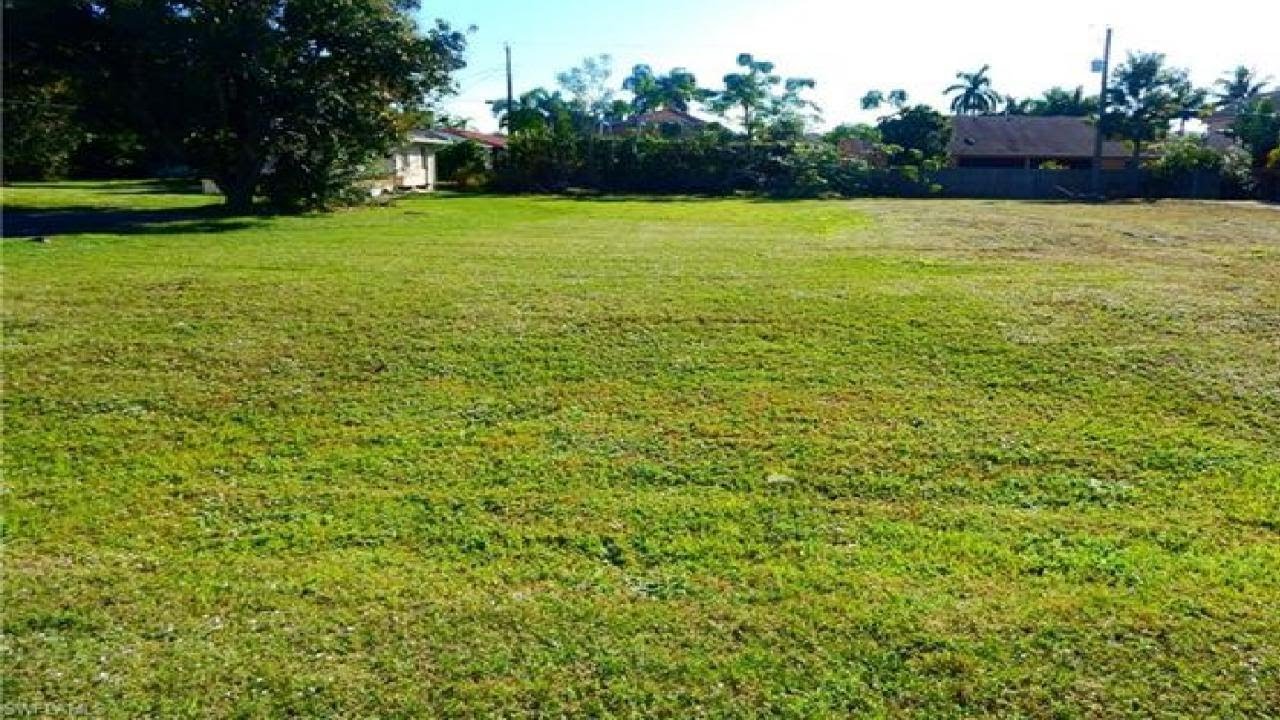 574 94th AVE N, NAPLES, FL Presented by The Jimmy Armstrong MVP Dream ...