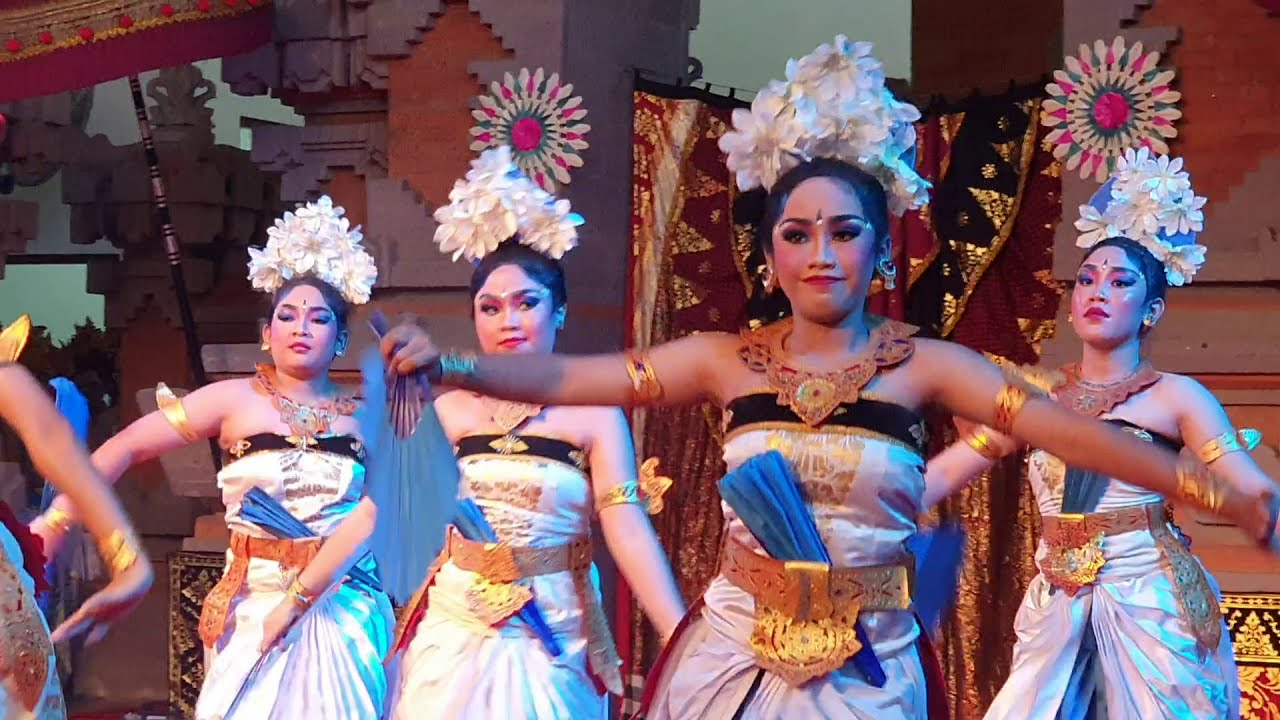 Tari Air ( Water Dance ) - YouTube