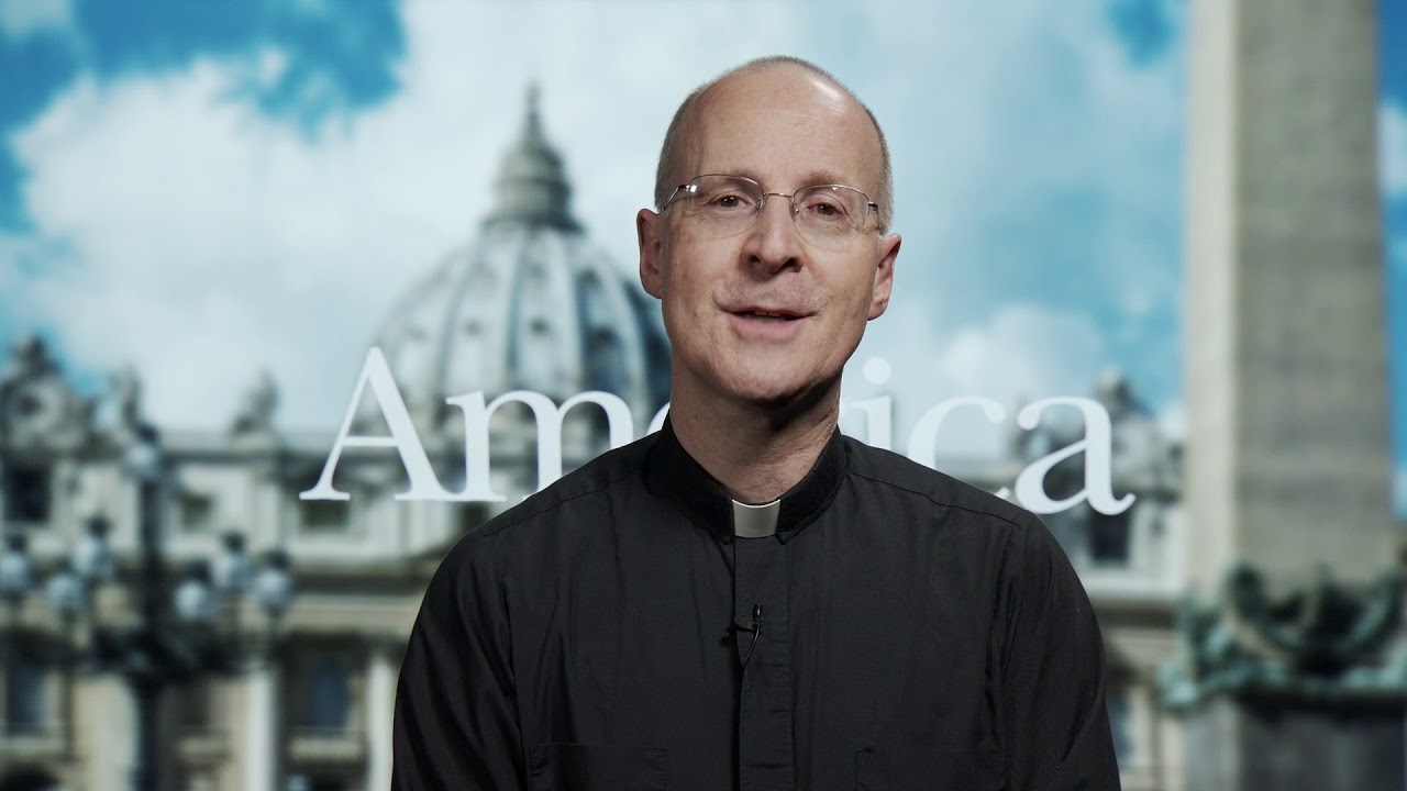 Father James Martin in Chicago - YouTube