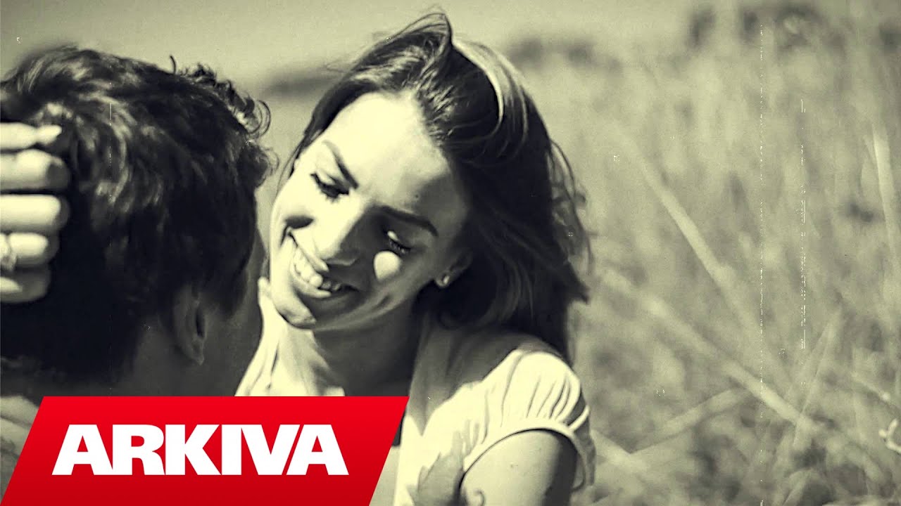 Adelina Ndoj - Te dashuroj (Official Video HD) - YouTube